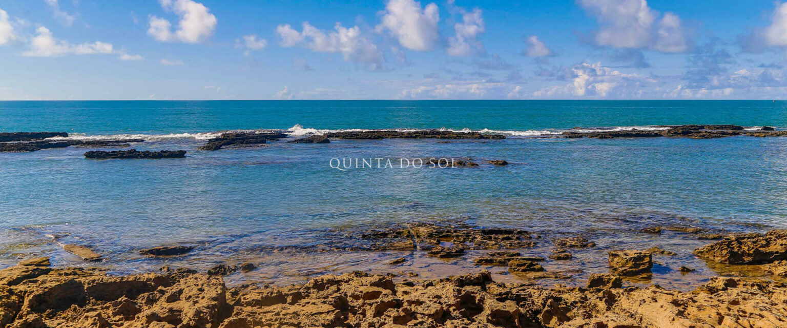» Praia de Coroa Vermelha: Um paraíso histórico na Bahia